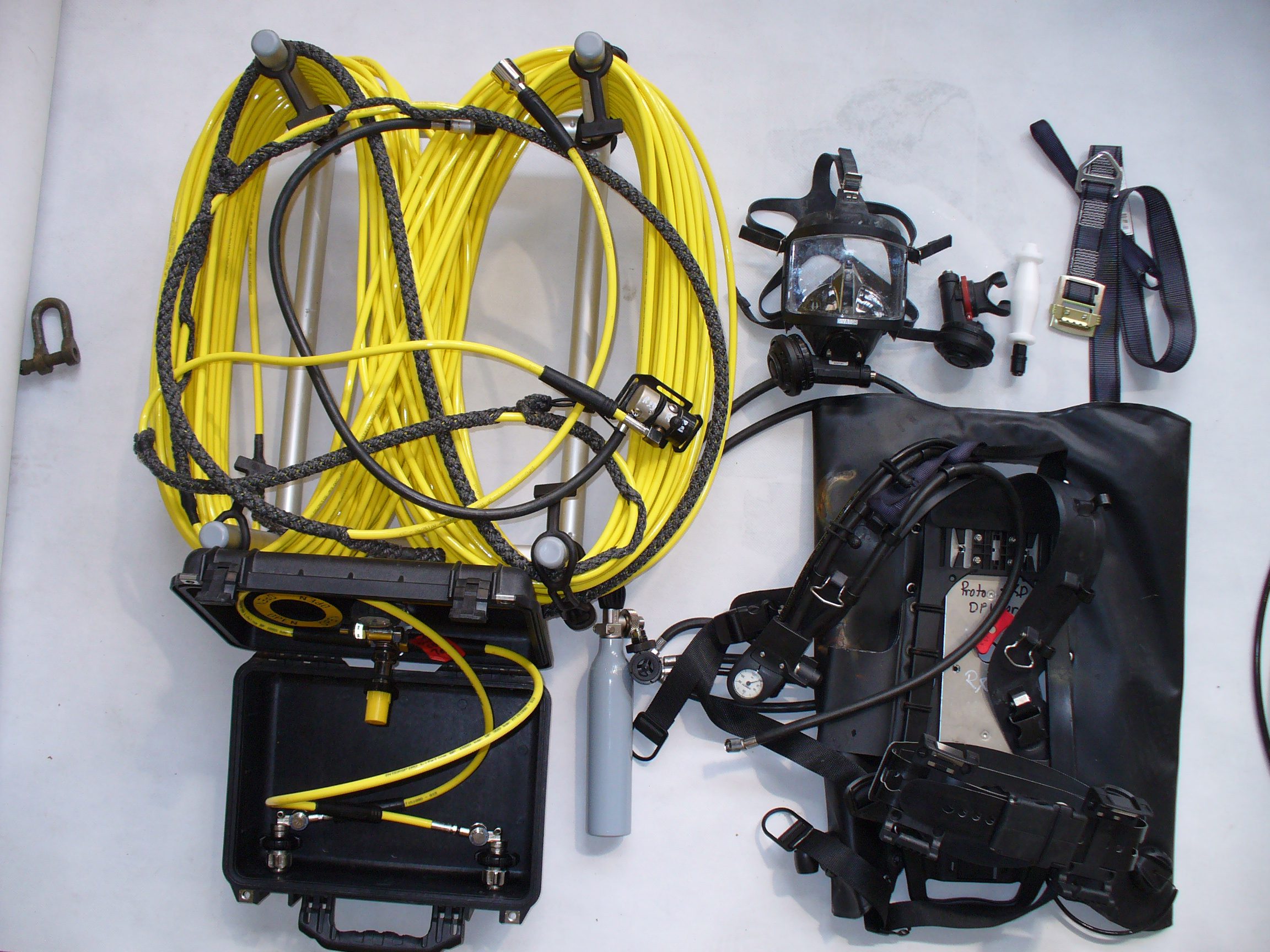 Jediná certifikovaná zkušebna potápěčské techniky v ČR je ve Vyškově ...